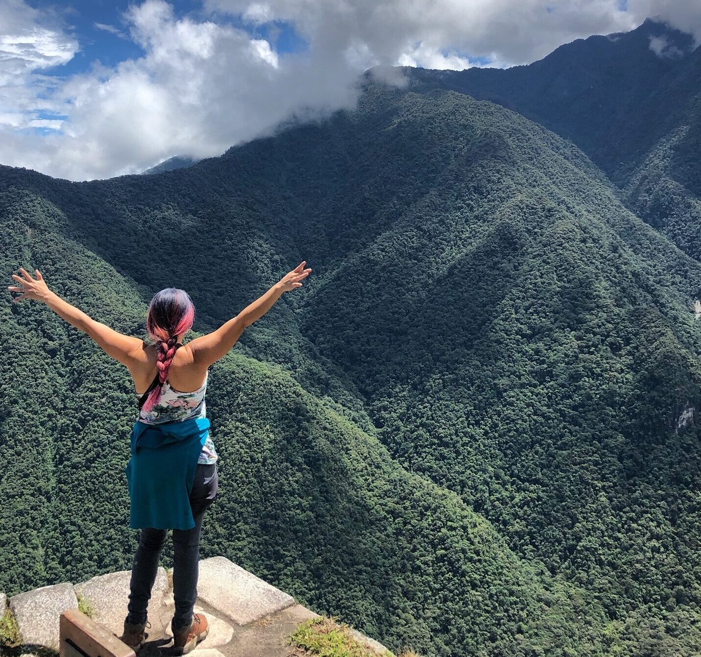 Cindy Olah – Free Yourself, Love Your Life